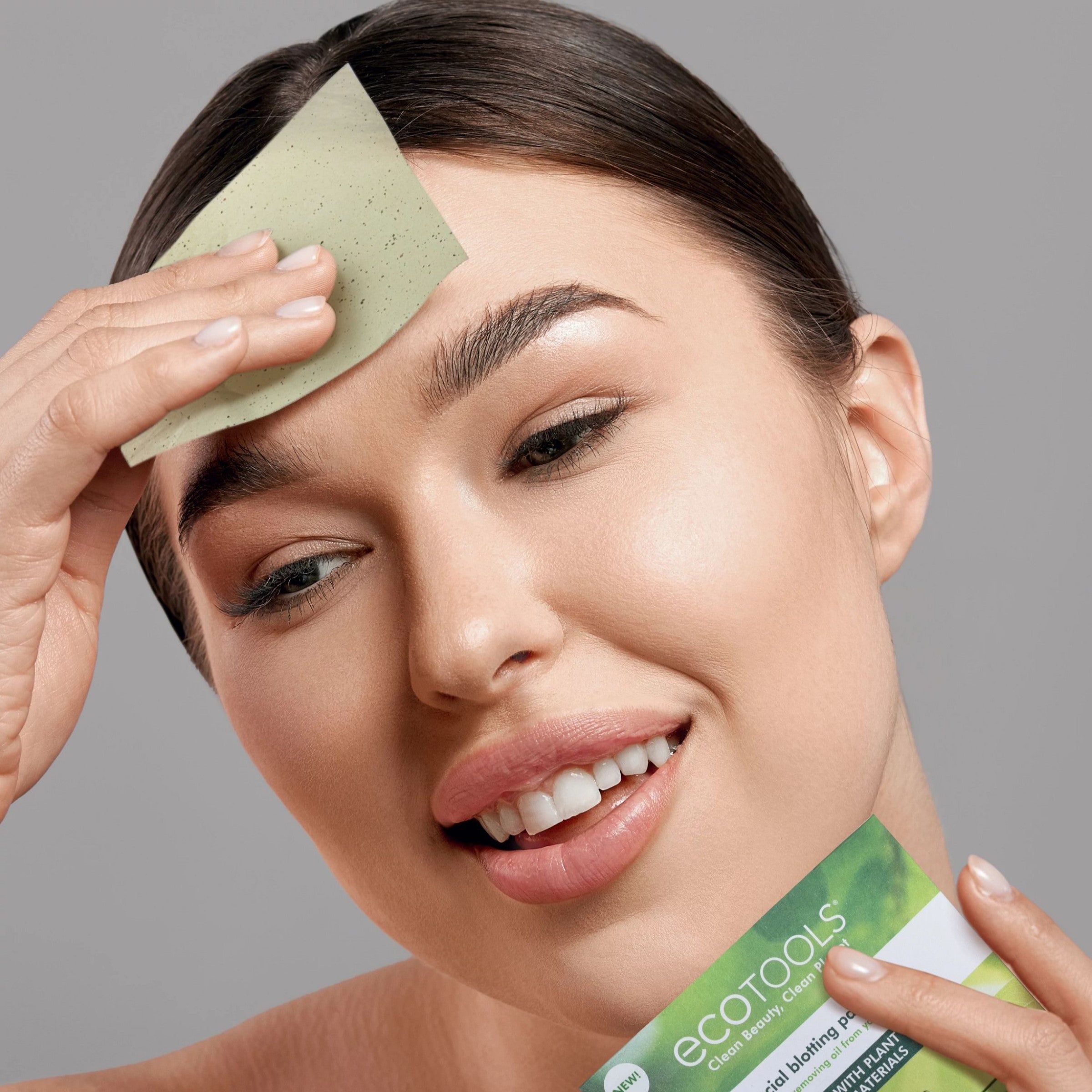 EcoTools Oil Absorbing Facial Blotting Papers Removes Excess Oil Travel Sized Easy To Use Perfect For Oily Shiny Skin 100 Sheet Count EcoTools Beauty