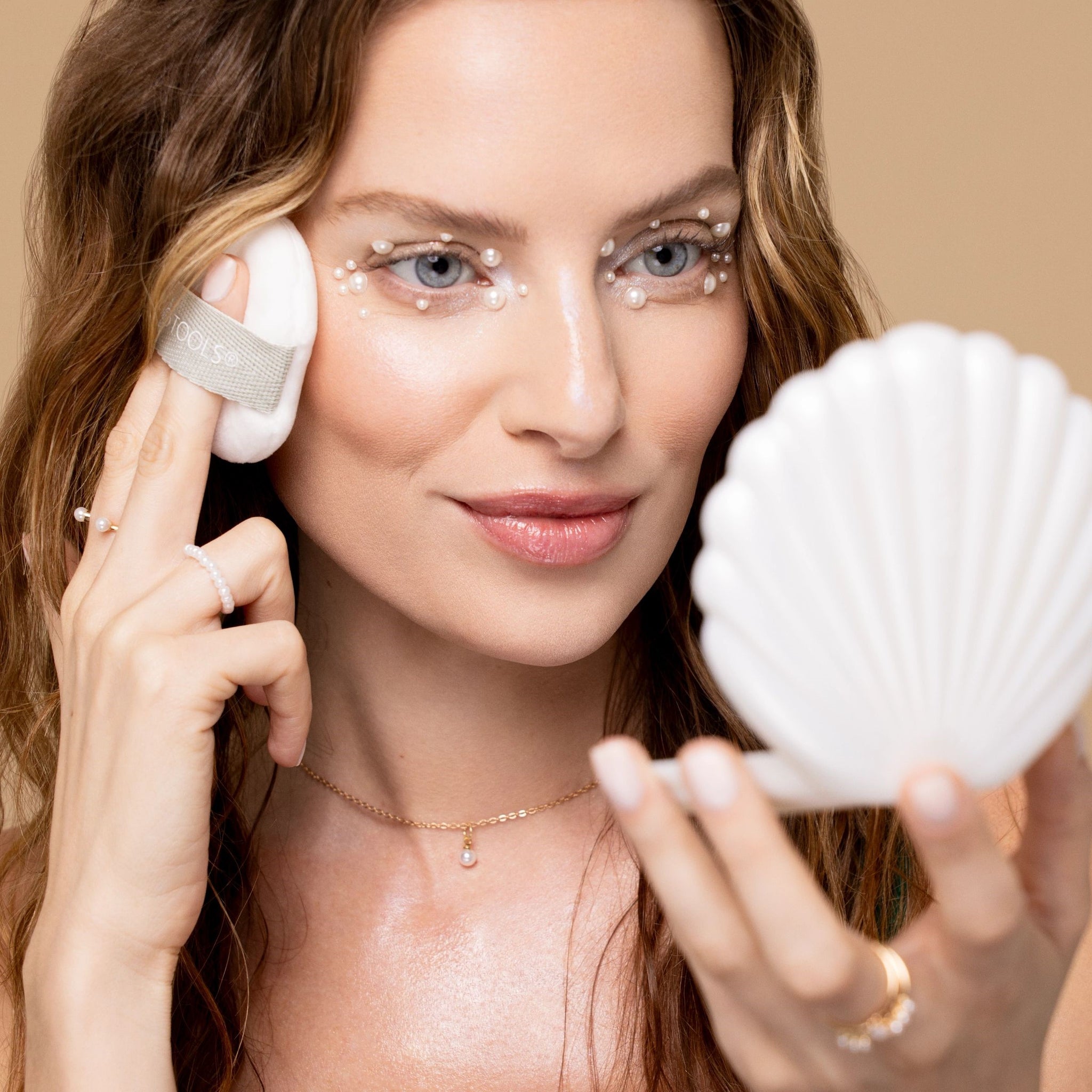 EcoTools Sea Gems Pearl Powder Puff + Case, 2 Piece Set – EcoTools Beauty