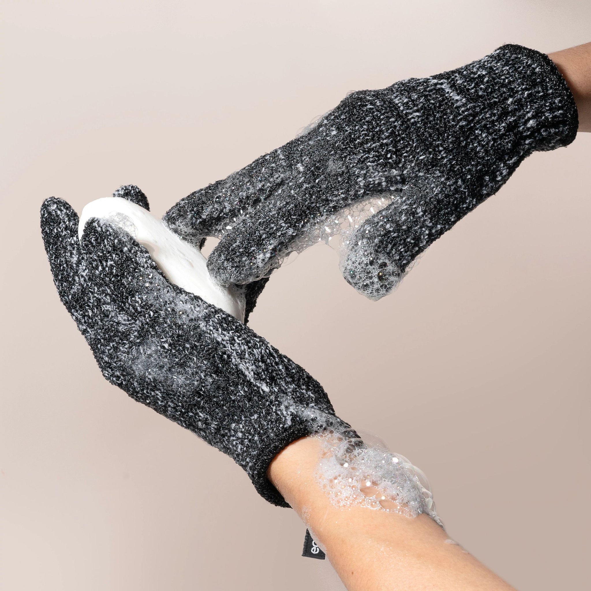 EcoTools Charcoal Infused Bath & Shower Gloves, Cleansing For Whole ...